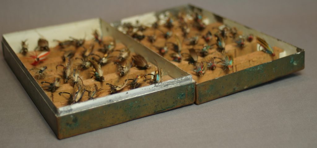1895 Canadian Copper Fly Box 51 Gut Eye Atlantic Salmon Dbl Hook Flies ...