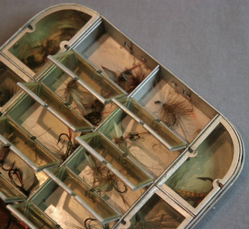 English Fly & Leader Box w/Flies & Leaders - Lava Creek Trading Company